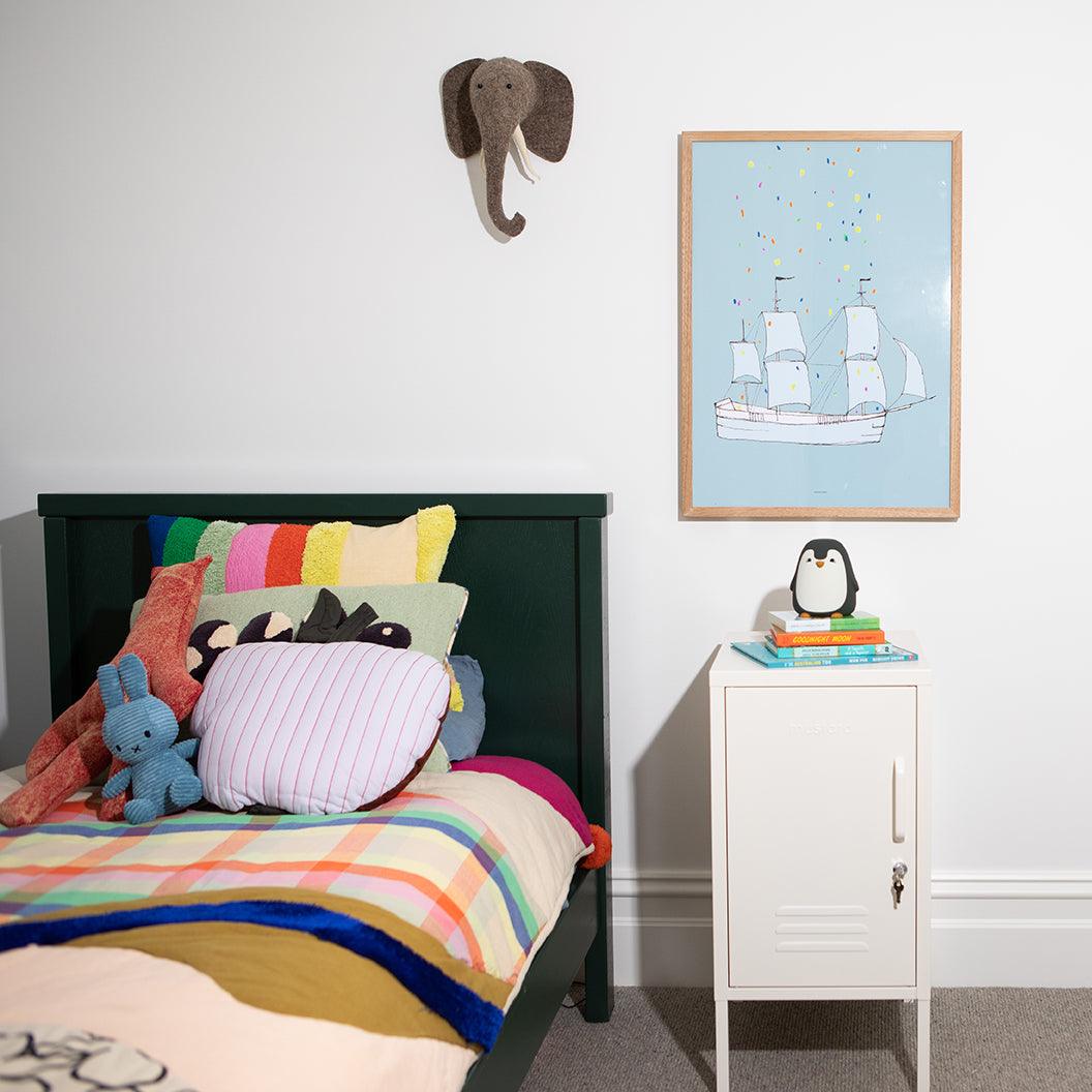 How to Transition Your Toddlers From the Cot to a Bed – The Memo